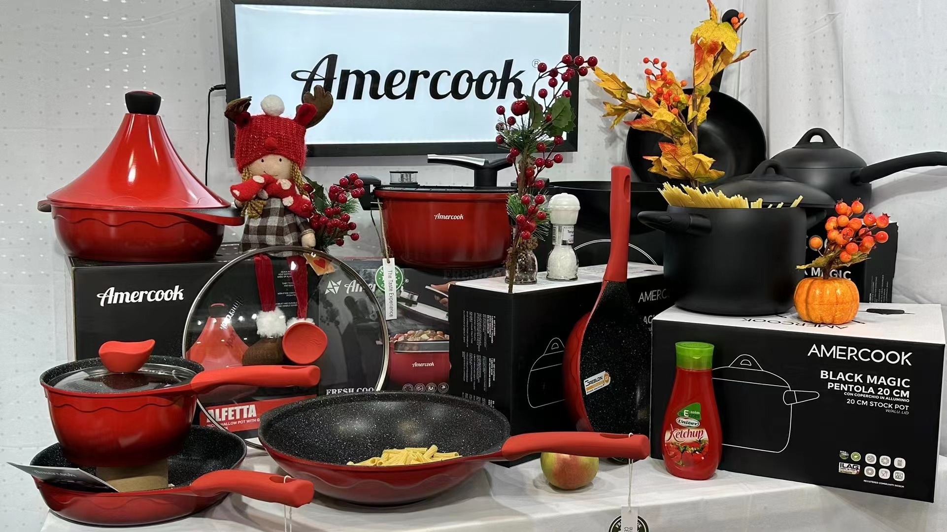 Amercook showcases terracotta, rockstone and alfetta series at 2023 Zhejiang Brand Commodity ...